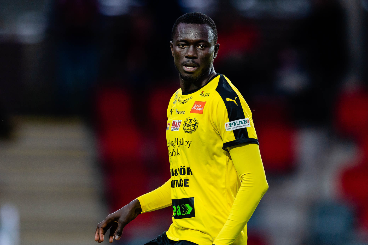 Meriterade mittbacken Mohammed ”Momo” Mbye till Nosaby IF - Skånesport